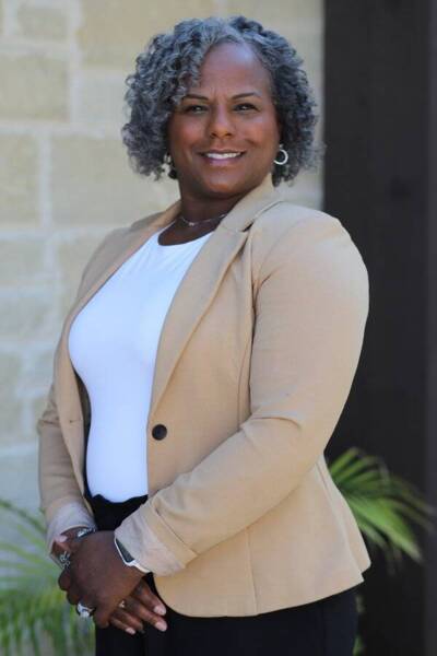 Regina Webb - Muskogee - Chinowth & Cohen